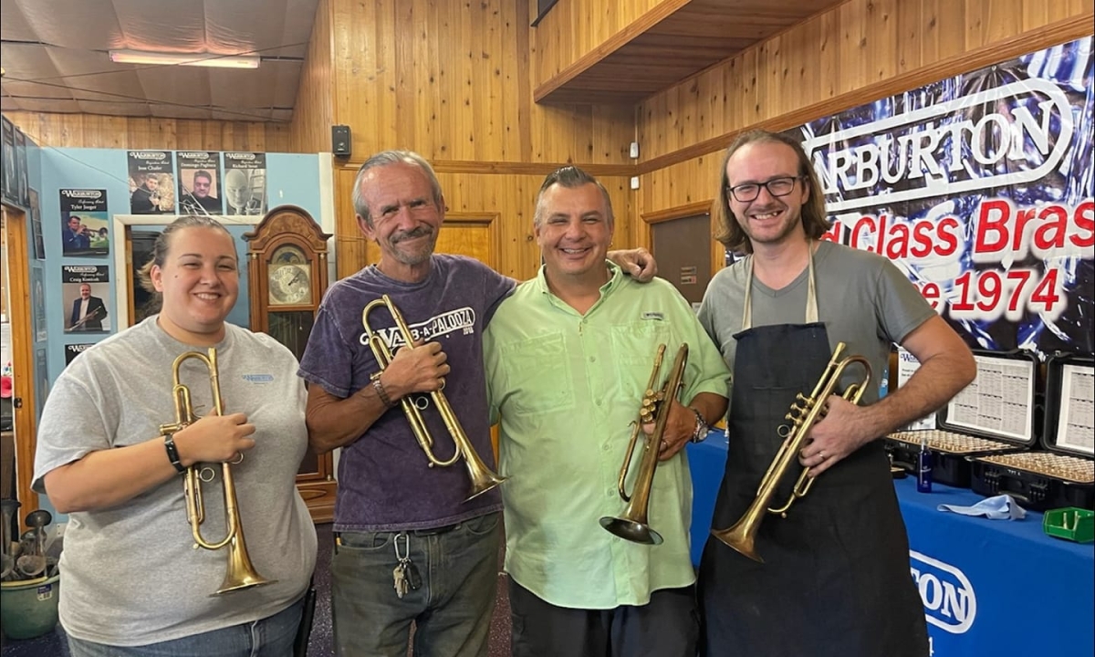 New Batch of CF Horns complete! – Carl Fischer: www.fischmusic.com